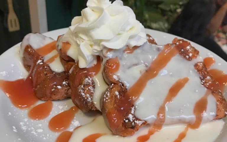 24 Restaurants That Serve the Best Breakfast in Oahu (2026)
