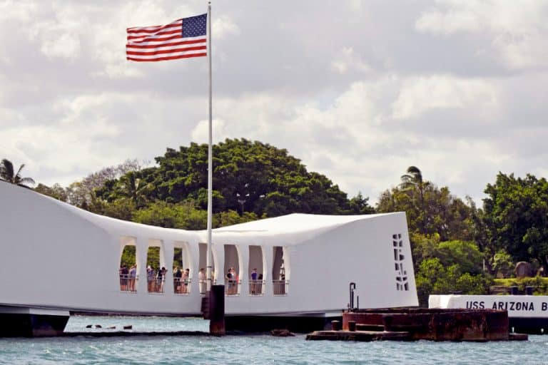 Hawaii vs Puerto Rico: Which Destination is Better? (2026)