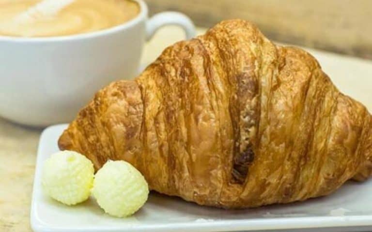 14 Restaurants That Serve the Best Breakfast in Banff (2026)