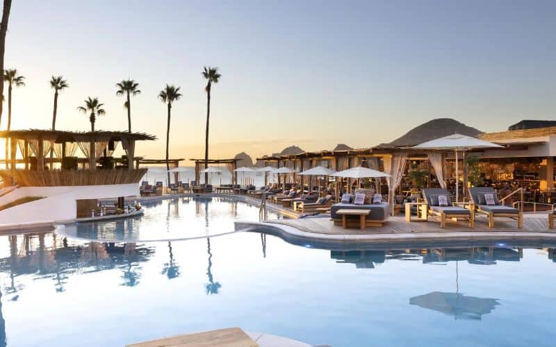 16 Resorts With Swimmable Beaches in Cabo San Lucas (2025)