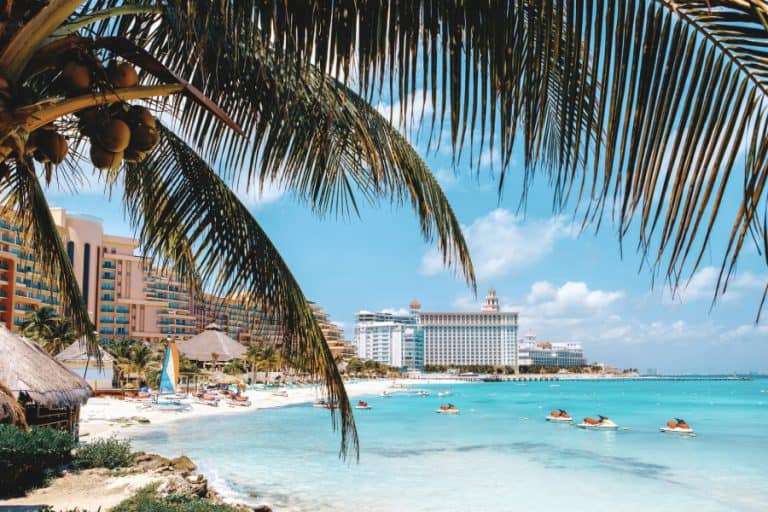 16 Best All-Inclusive Resorts in Cancun for Adults Only