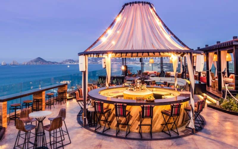 Cabo San Lucas Nightlife: 14 Best Things to Do After Sunset
