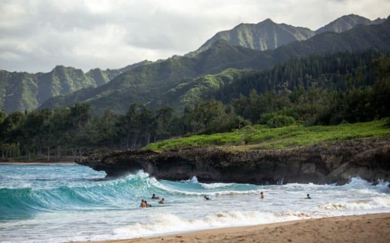 Hawaii vs Puerto Rico: Which Destination is Better? (2026)