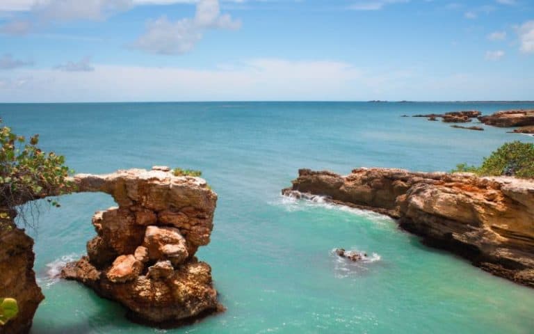 Hawaii vs Puerto Rico: Which Destination is Better? (2026)