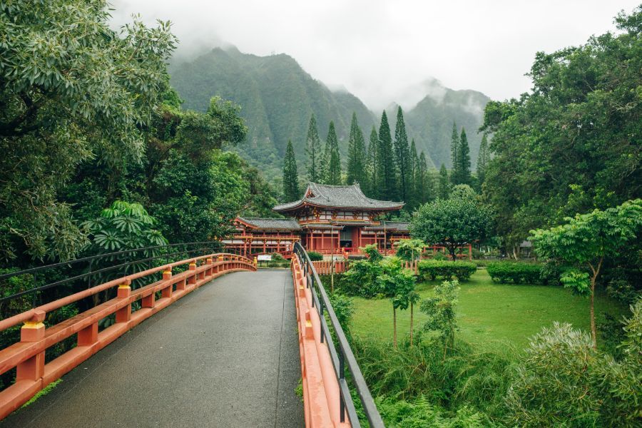 Get Off the Beaten Path: 13 Hidden Gems in Oahu (2026)