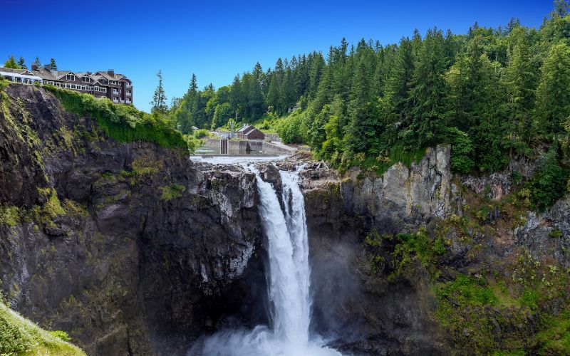 13 Jaw-Dropping Waterfalls Near Seattle to Check Out (2025)