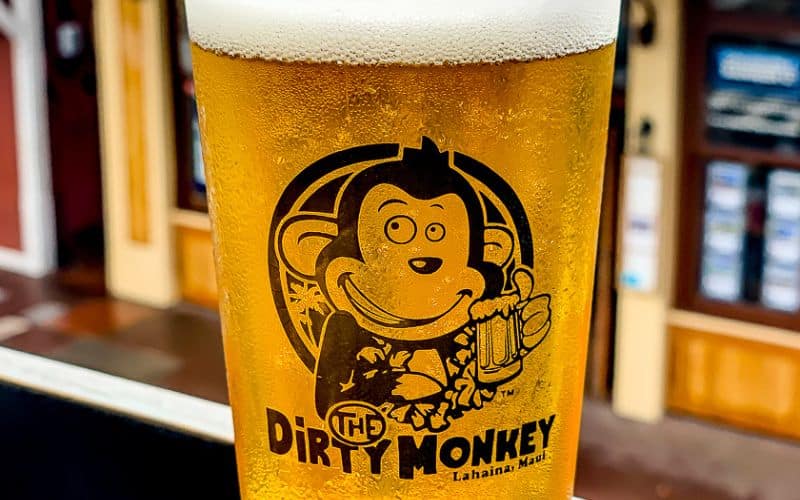 12 Best Bars in Lahaina: Guide to Amazing Drinks (2026)