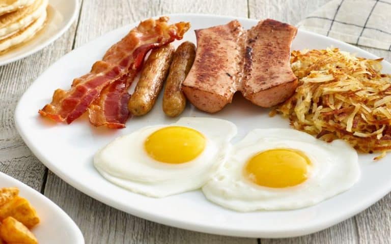 12 Best Breakfast Spots in Niagara Falls (USA/Canada) (2026)
