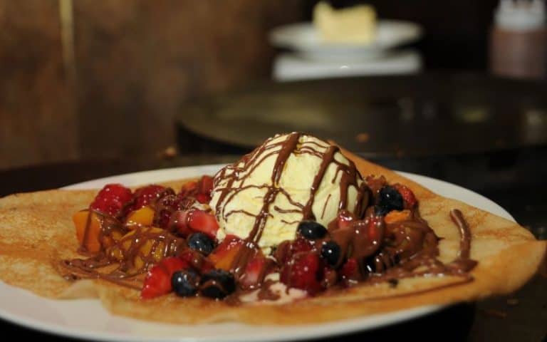 12 Best Breakfast Spots in Niagara Falls (USA/Canada) (2026)