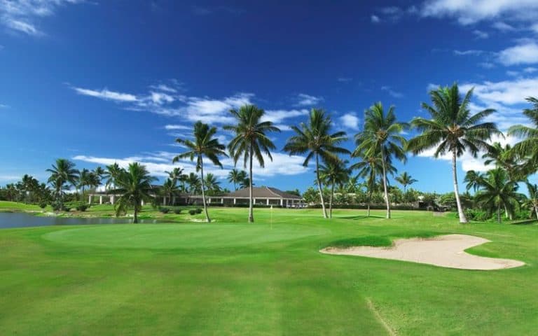 12 Best Golf Courses in Oahu to Tee Off in Paradise (2026)