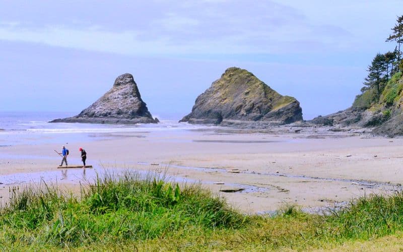 9 Best Beaches in Florence, Oregon: A Local's Guide (2025)