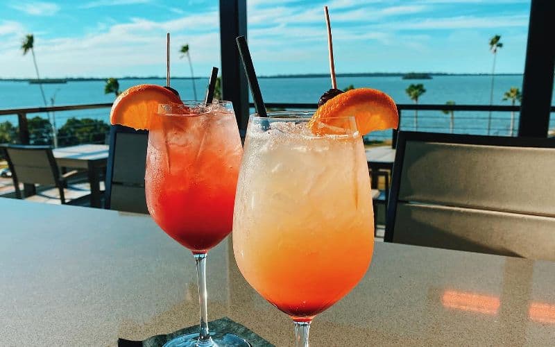 14 Rooftop Bars in Tampa for Sky-High Sips & Views (2025)
