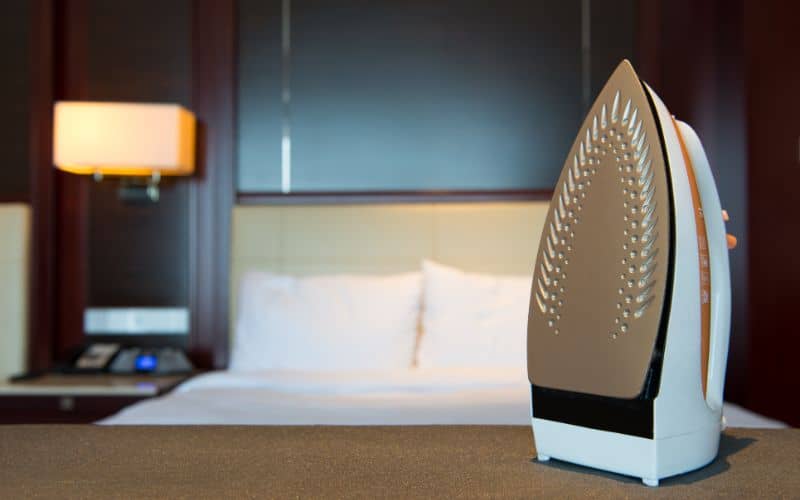 Do Hotels Have Irons? Alternatives, Tips & Tricks Explained (2025)