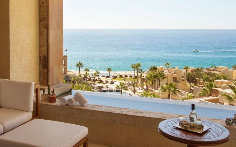 15 Resorts in Cabo with Private Pools & Swim-Ups (2026)