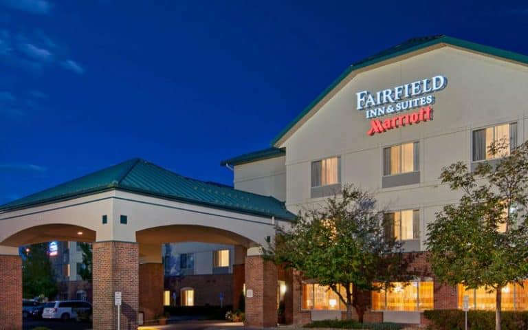 13 Best Hotels Near Denver Airport With Free Shuttle (2026)